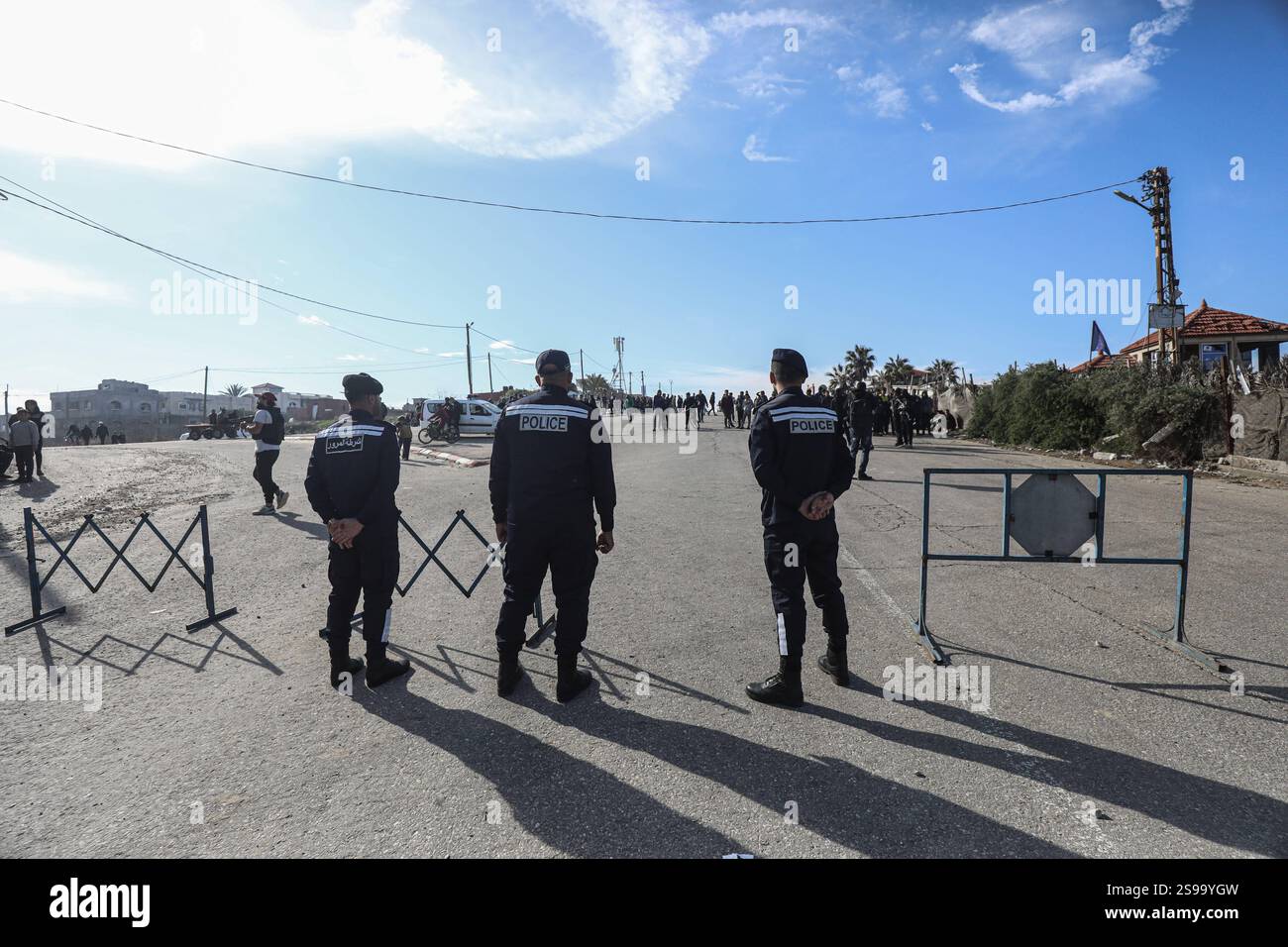 Palestinian police take measures at the check point on Al-Rashid Street ...