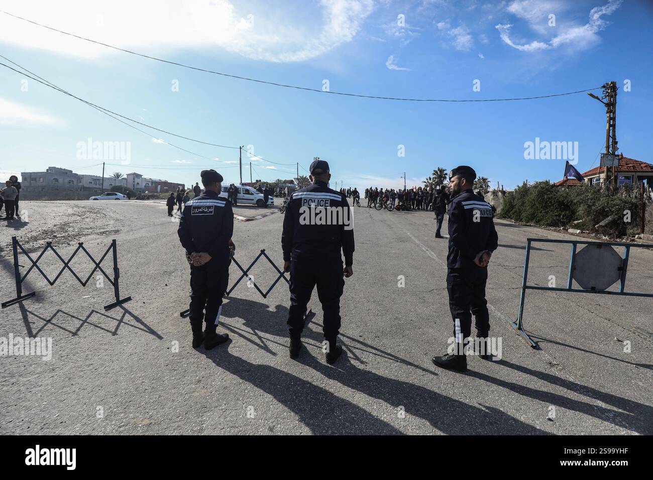 Palestinian police take measures at the check point on Al-Rashid Street ...