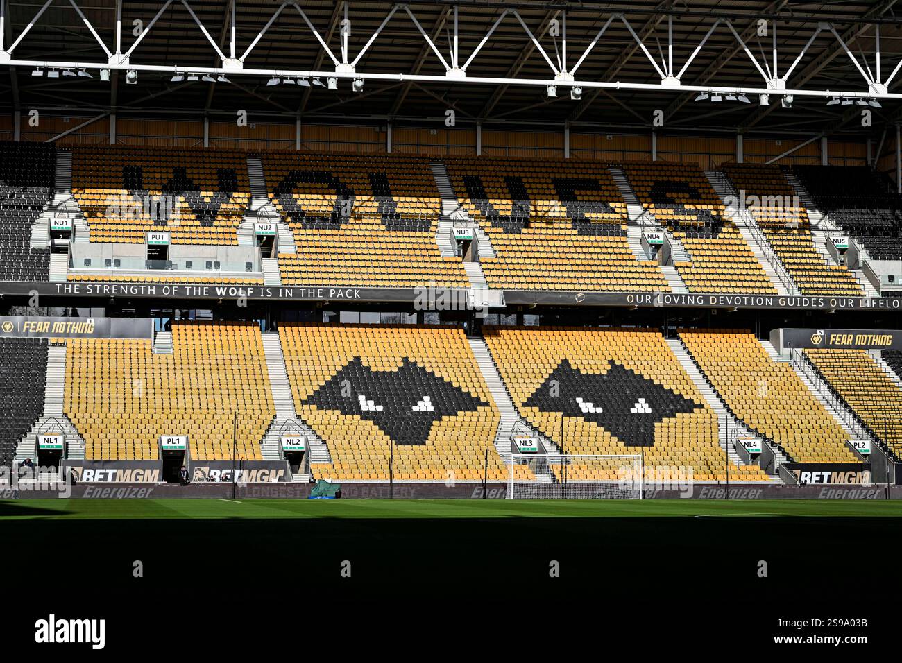 25th January 2025; Molineux Stadium, Wolverhampton, West Midlands ...