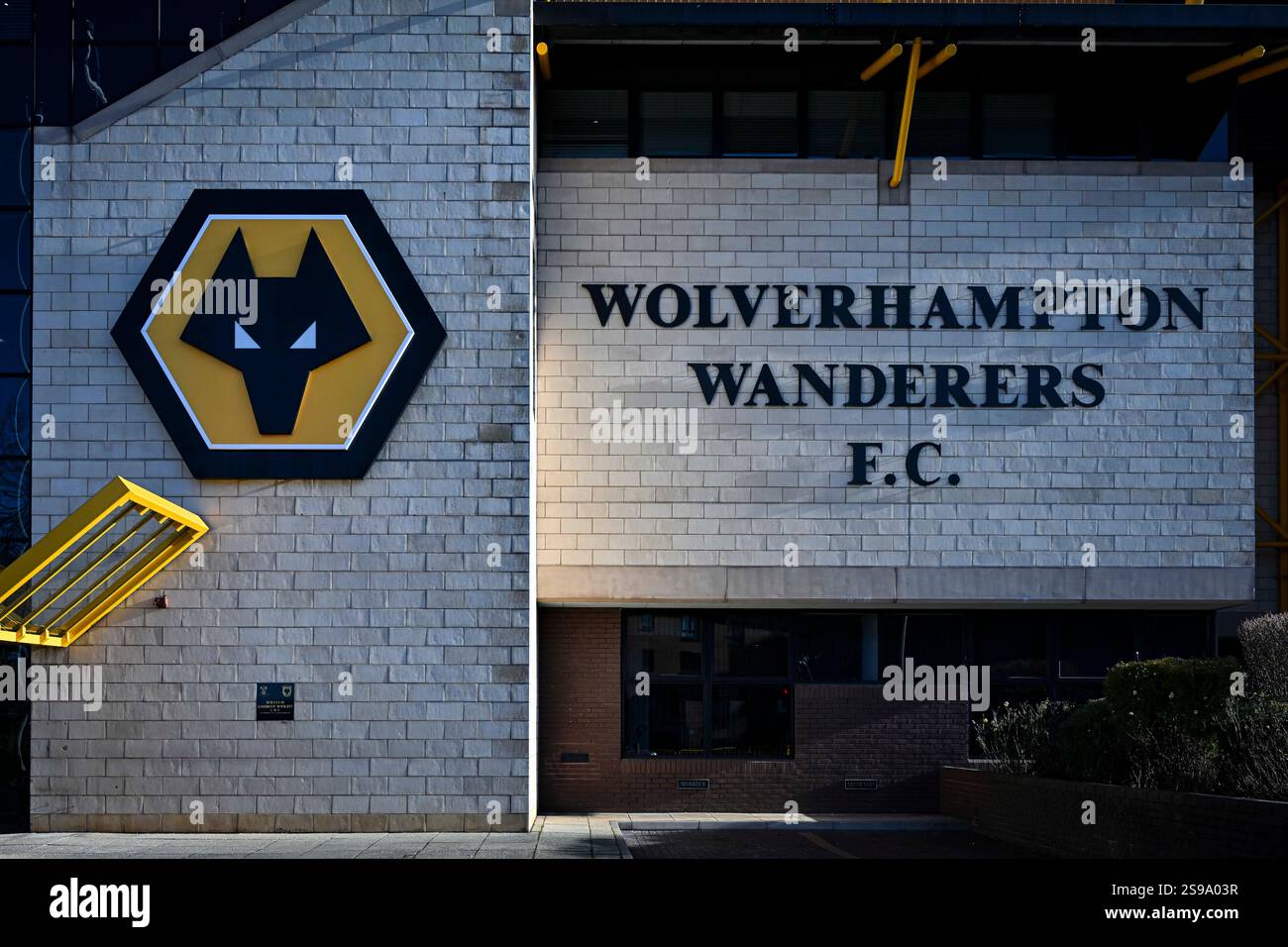25th January 2025; Molineux Stadium, Wolverhampton, West Midlands ...