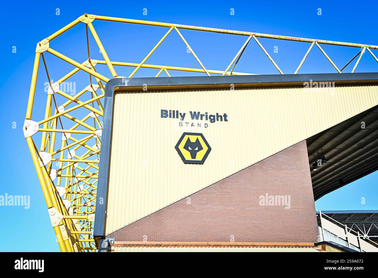 25th January 2025; Molineux Stadium, Wolverhampton, West Midlands ...