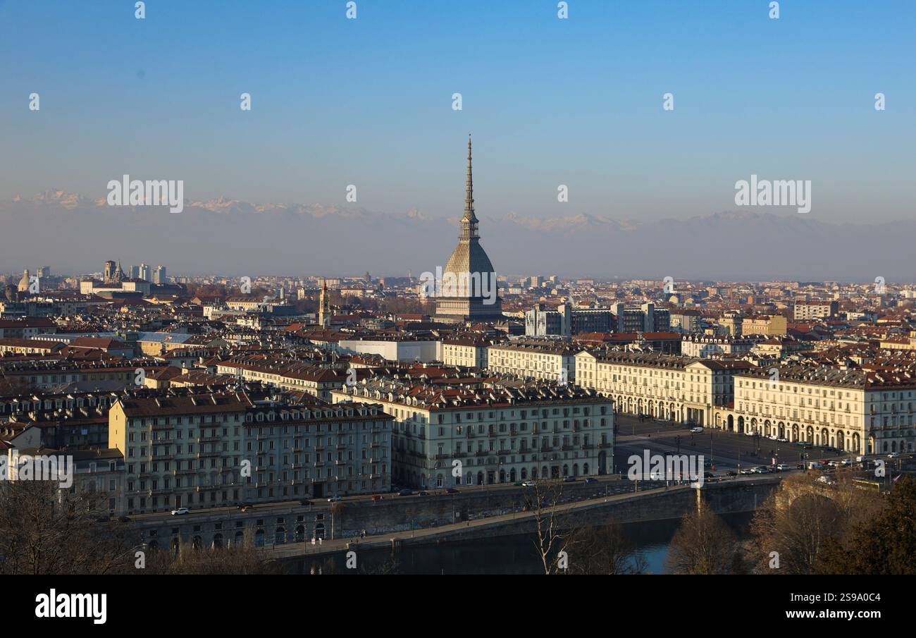 (250125) -- TURIN, Jan. 25, 2025 (Xinhua) -- A photo taken on Jan. 14 ...