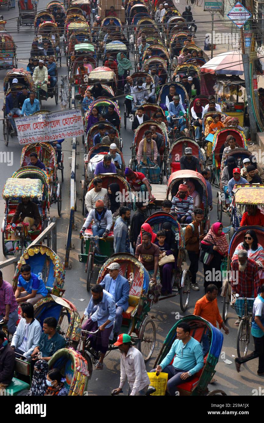 January 25, 2025, Dhaka, Dhaka, Bangladesh: Hundreds of rickshaws are ...