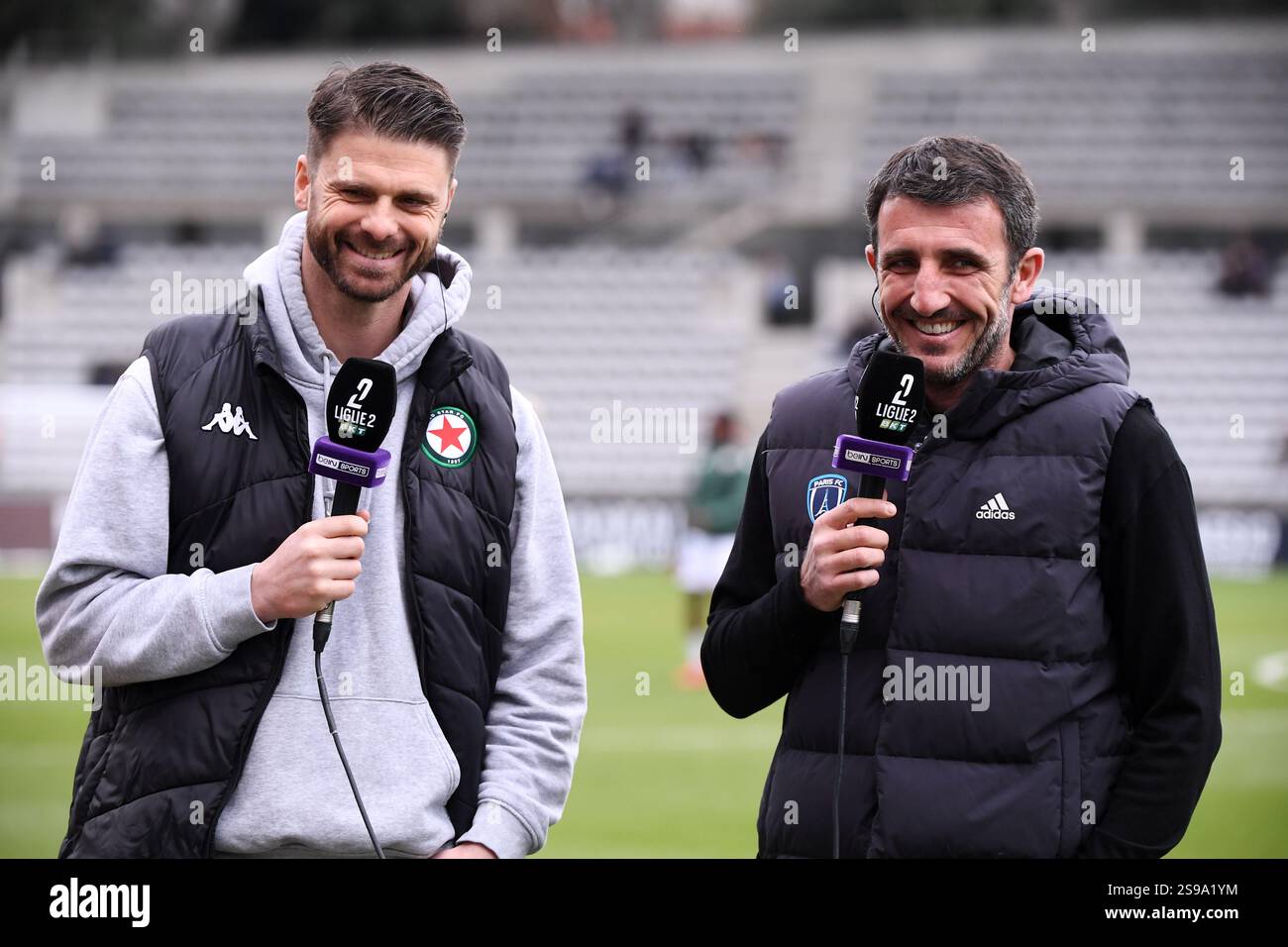 Gregory POIRIER (Entraineur Red Star) - Stephane GILLI (Entraineur ...