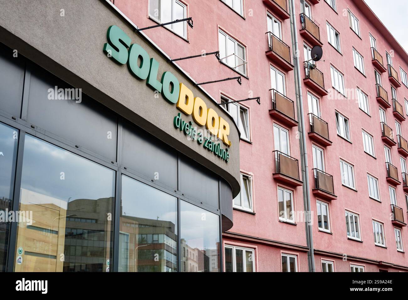 Solodoor hi-res stock photography and images - Alamy