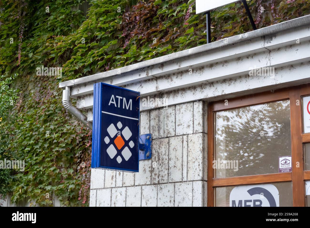 Mbh symbol hi-res stock photography and images - Alamy