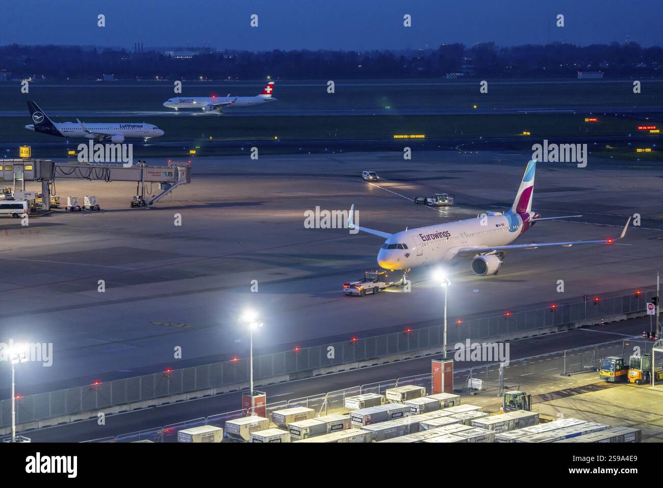Duesseldorf Airport, aircraft on the apron and at Terminal A, warehouse ...