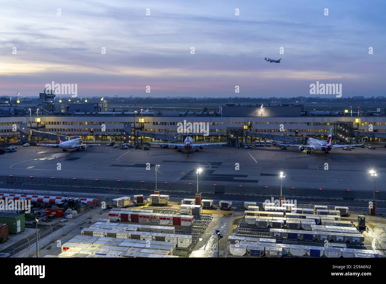 Duesseldorf Airport, aircraft on the apron and at Terminal A, warehouse ...