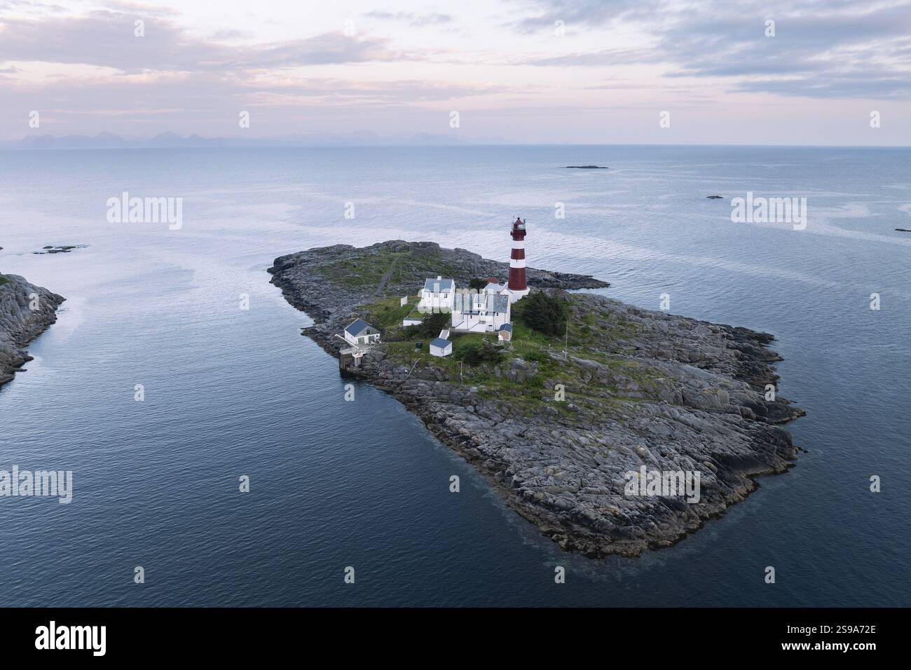 Norwegian lighthouses hi-res stock photography and images - Alamy