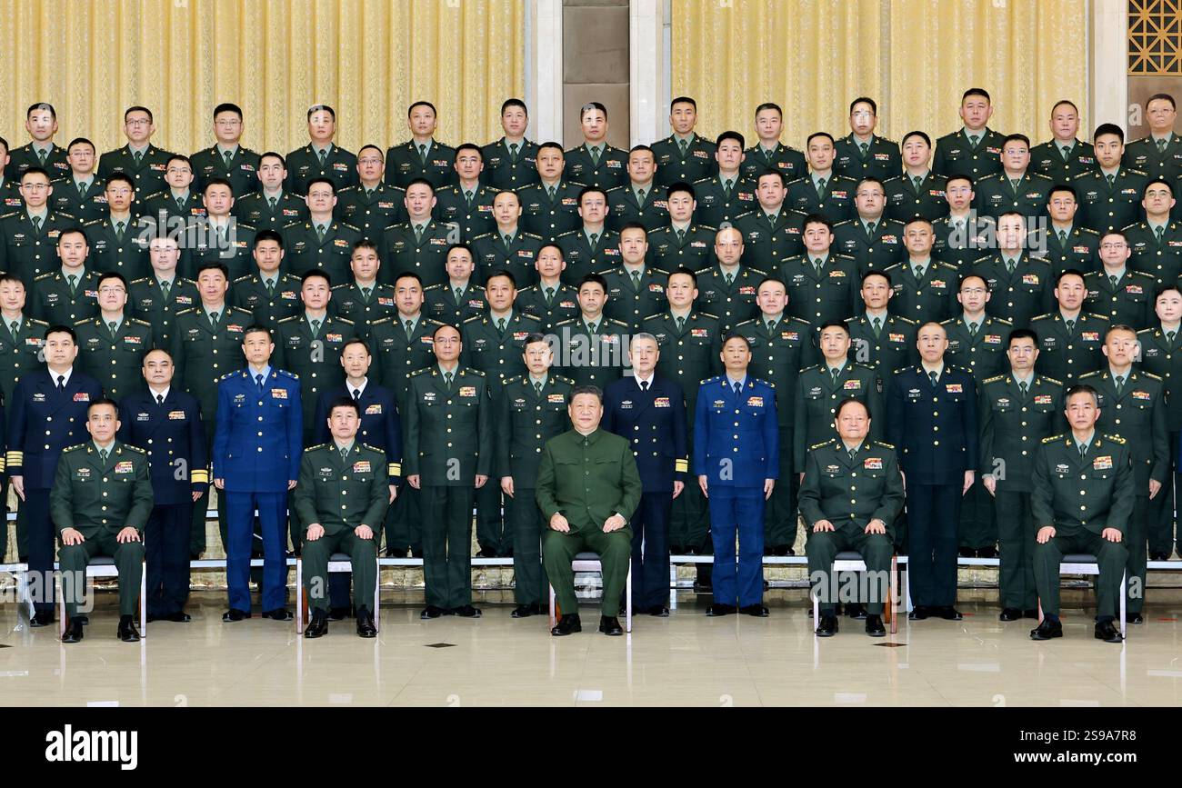 (250125) -- SHENYANG, Jan. 25, 2025 (Xinhua) -- Chinese President Xi ...