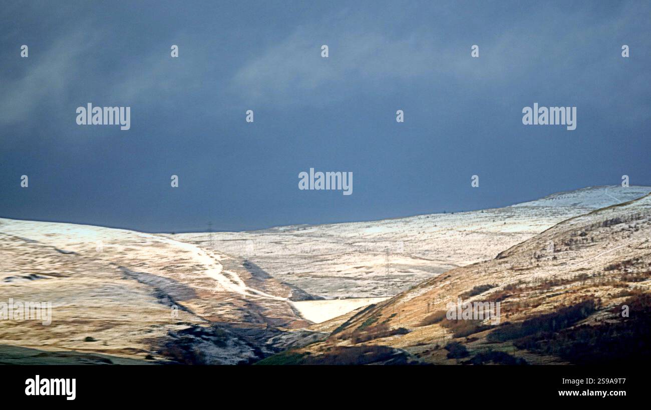 Glasgow, Scotland, UK. 25th January, 2025. UK Weather: Storm eowyn ...