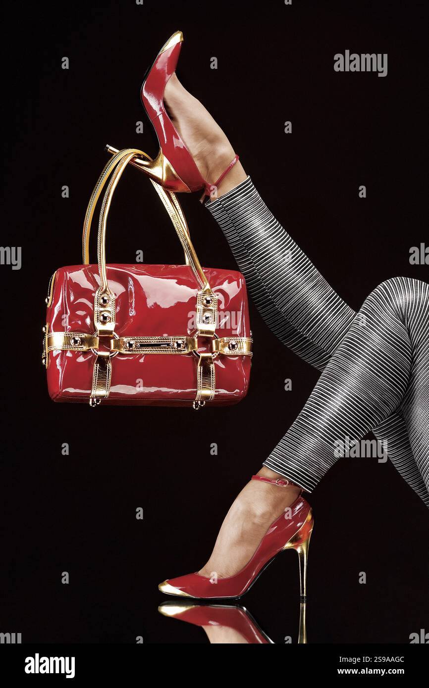 High heels long legs hi-res stock photography and images - Alamy