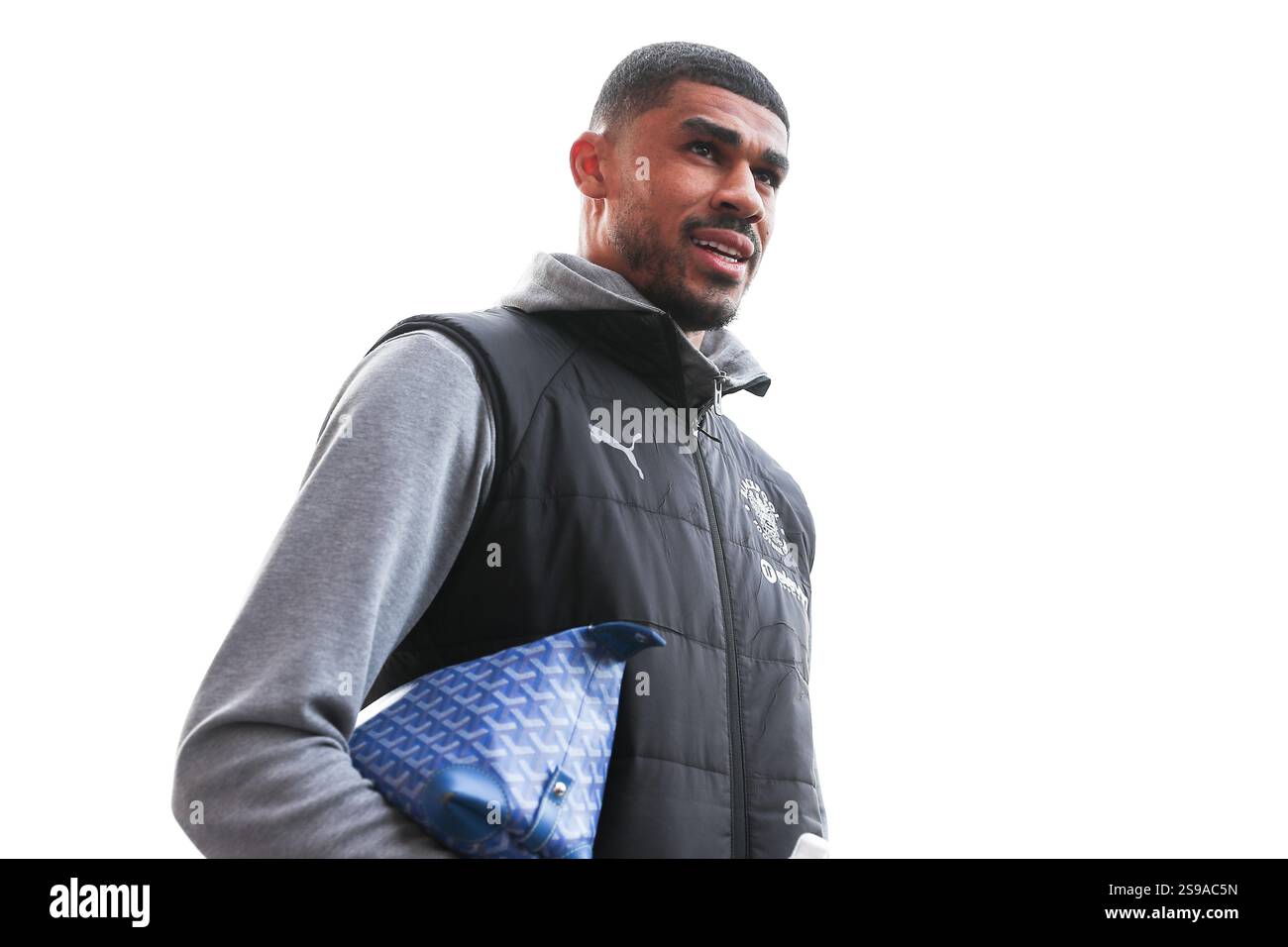 Ashley Fletcher of Blackpool arrives ahead of the Sky Bet League 1 ...