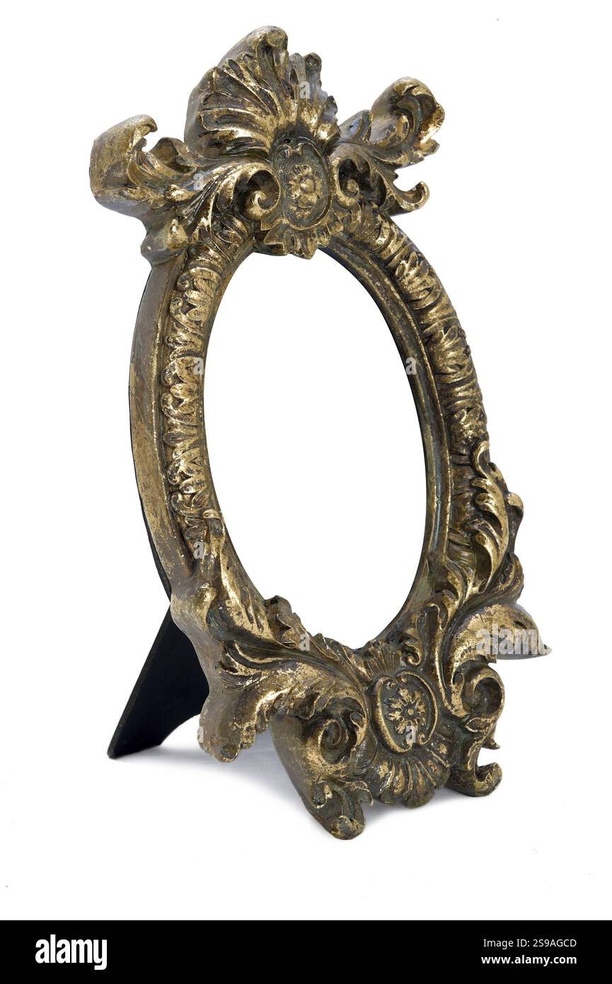 Plain oval frame isolated hi-res stock photography and images - Alamy