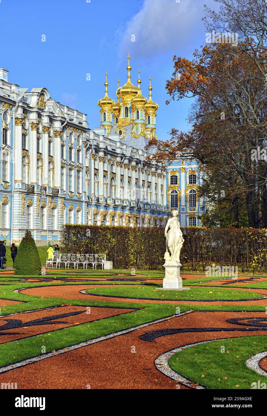 Summer landscape of Pushkin Park, Russia. View of the Catherine Palace ...