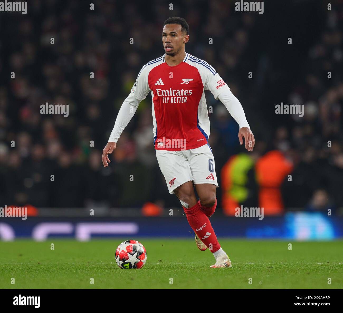 Arsenal v Dinamo Zagreb - Champions League - Emirates Stadium. Arsenal ...