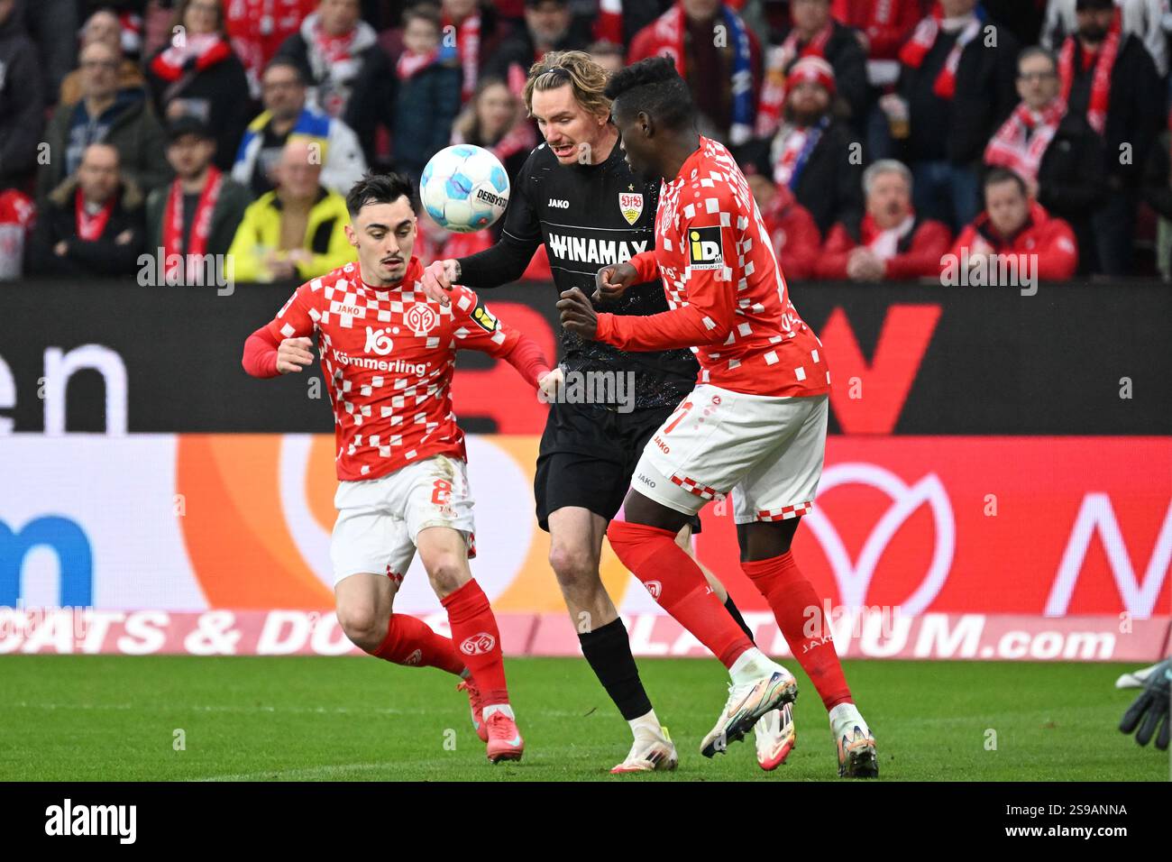 Fussball 1. Bundesliga 19. Spieltag 1. FSV Mainz 05 - VfB Stuttgart am ...