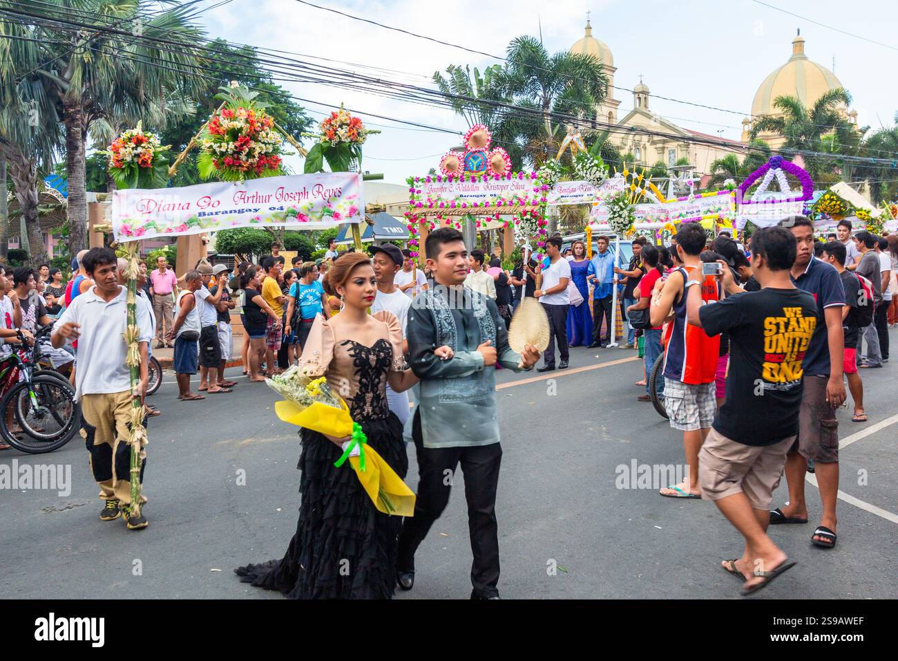 Santacruzan hi-res stock photography and images - Alamy