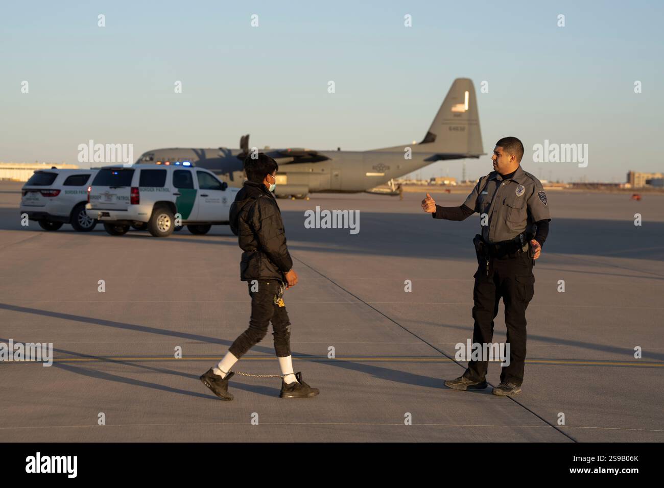 El Paso, United States. 23 January, 2025. U.S. Customs and Border ...