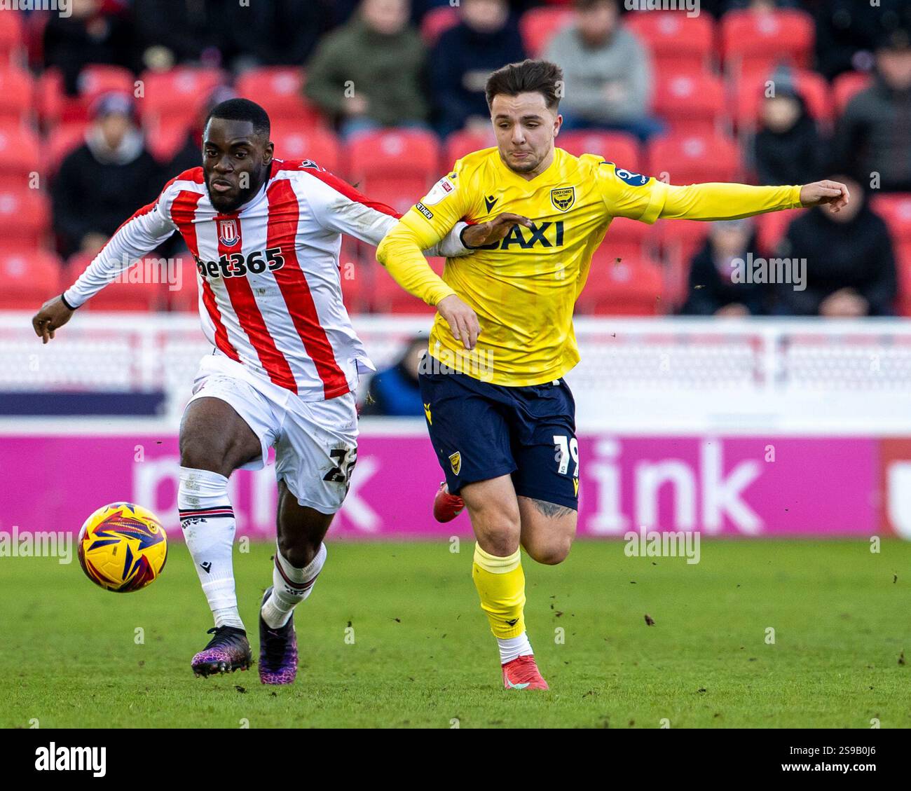 25th January 2025; Bet365 Stadium, Stoke, Staffordshire, England; EFL ...