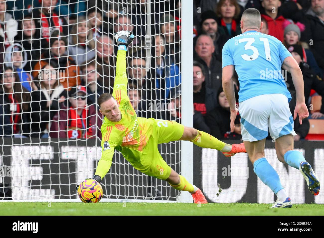 Matz sels nottingham forest hi-res stock photography and images - Alamy