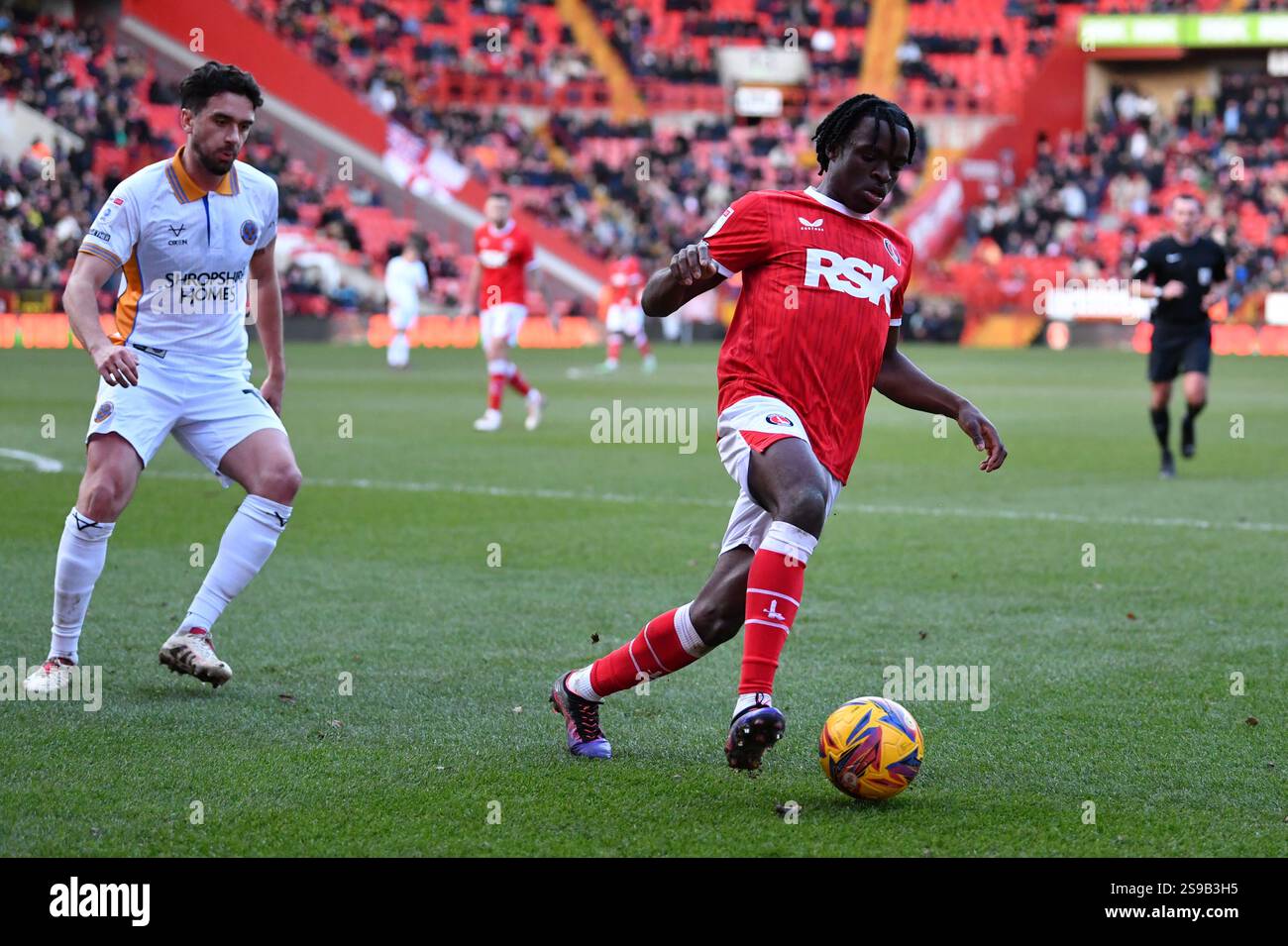 London, England. 25th Jan 2025. Tyreece Campbell during the Sky Bet EFL ...