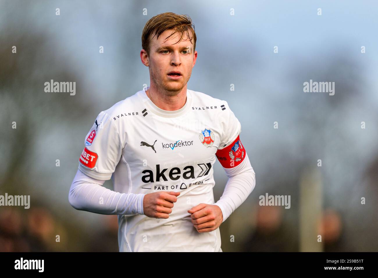 250125 Helsingborgs William Westerlund under träningsmatchen i fotboll ...