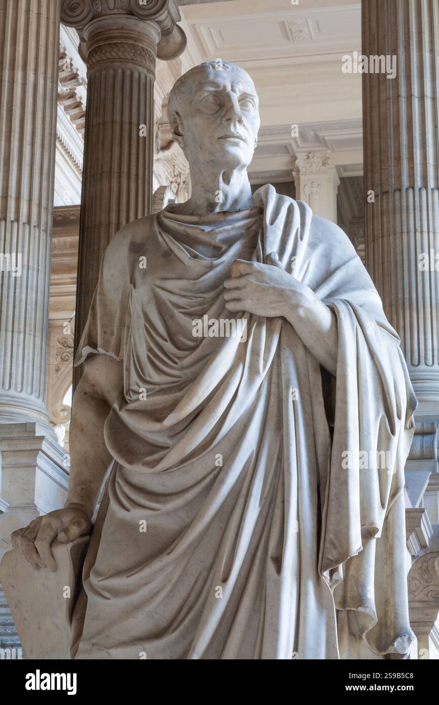 BRUSSELS - JUNE 22: Brussels - Statue of ancient orator and philosopher ...