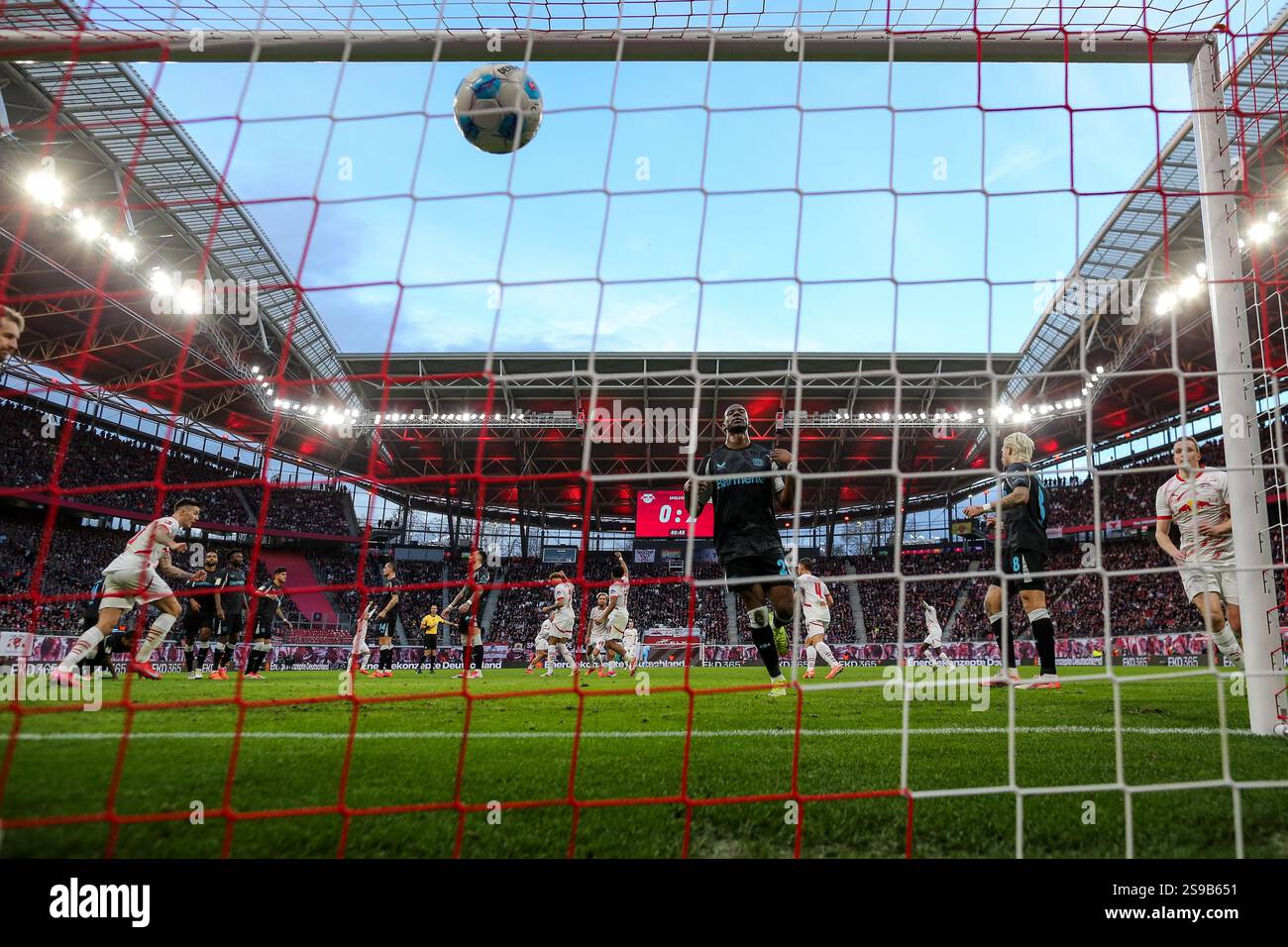 25 January 2025, Saxony, Leipzig: Soccer: Bundesliga, RB Leipzig ...