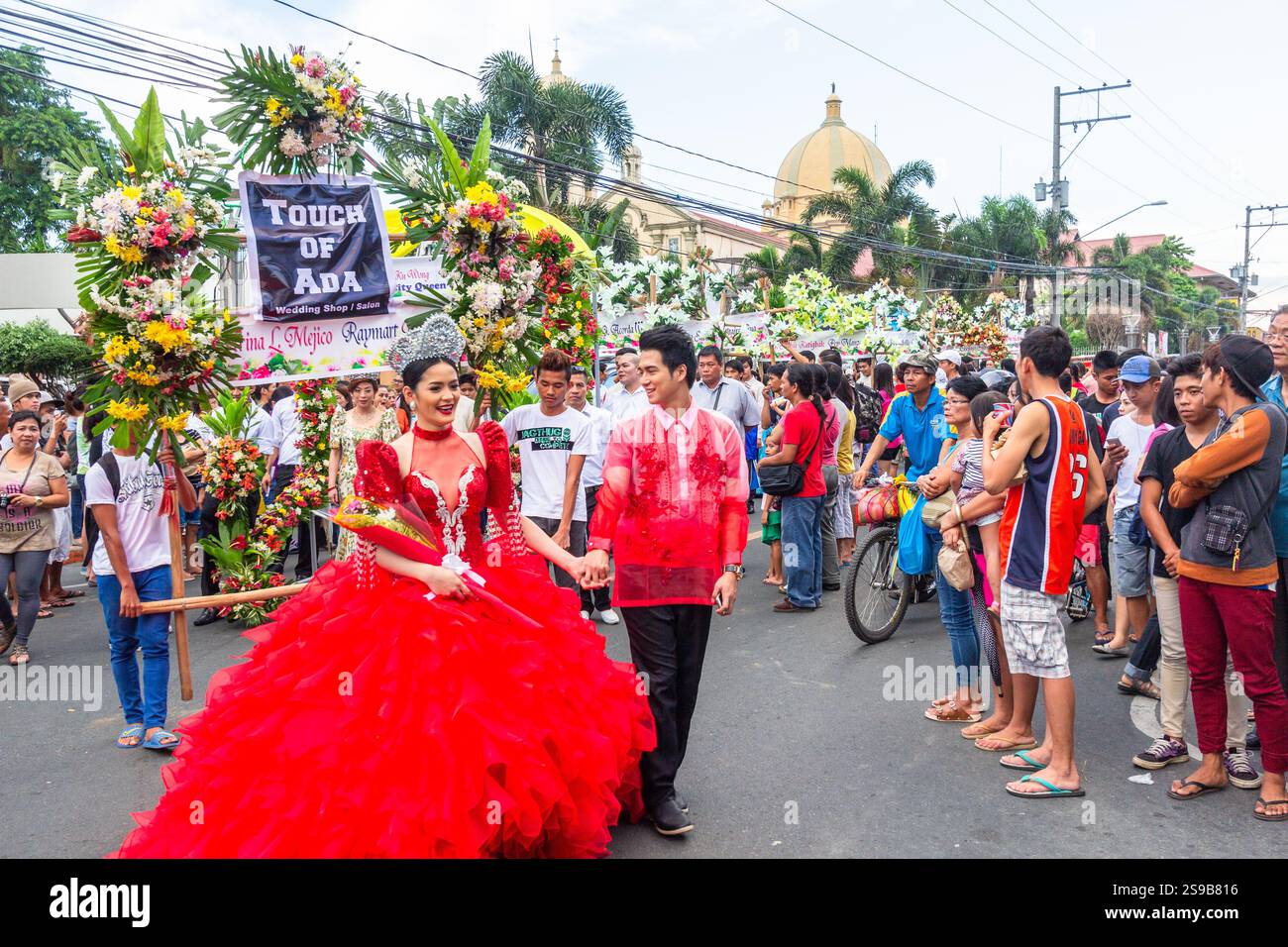 Santacruzan hi-res stock photography and images - Alamy