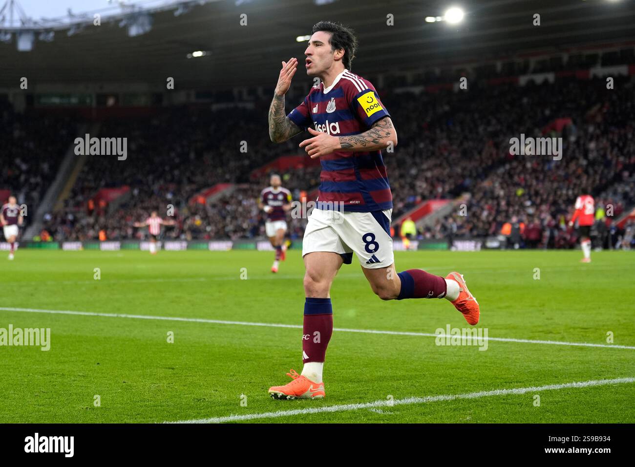 Newcastle United's Sandro Tonali celebrates scoring their side's third ...