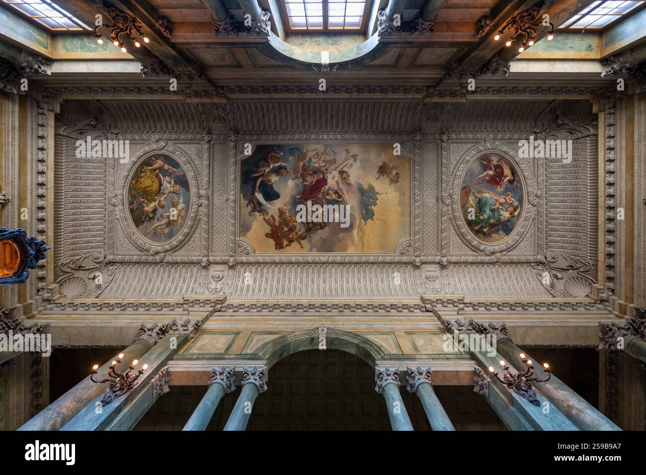 Stockholm, Sweden - Aug 2, 2024: The Royal Palace (Kungliga slotten ...