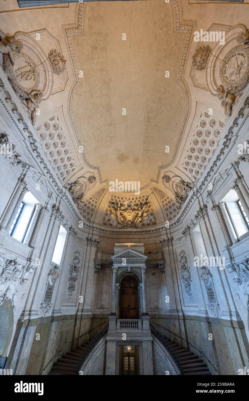 Stockholm, Sweden - Aug 2, 2024: The Royal Palace (Kungliga slotten ...