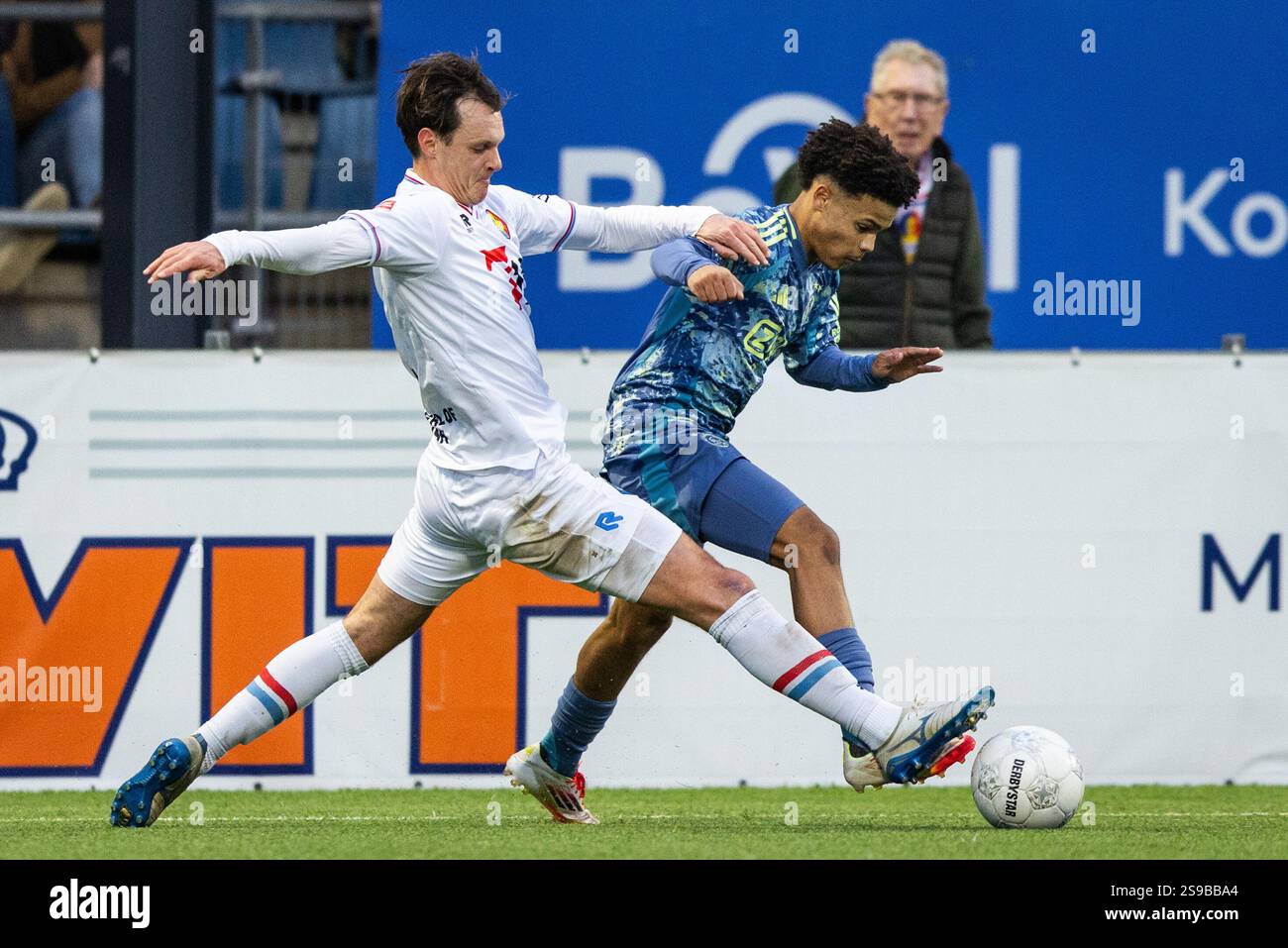 VELSEN, 25-01-2025, 711 Stadion. Dutch Football, Keuken Kampioen ...