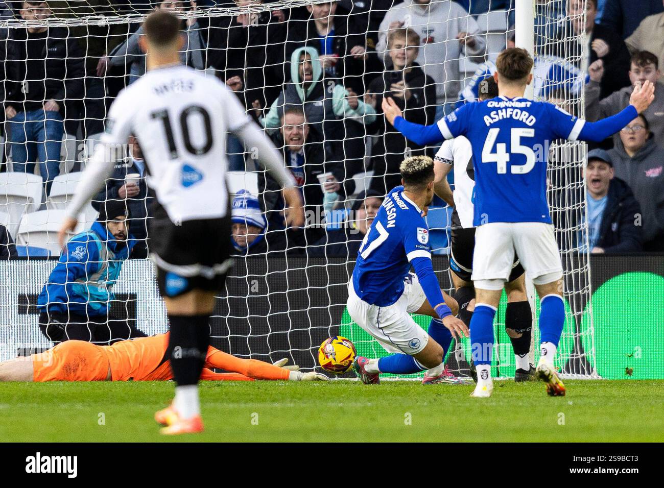Callum Robinson of Cardiff City scores his sides first goal. EFL Skybet championship match ...