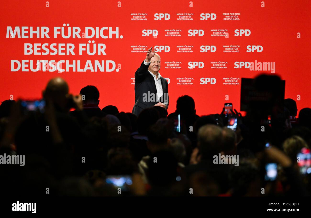 SPD top candidate and Federal Chancellor Olaf Scholz gestures, during ...