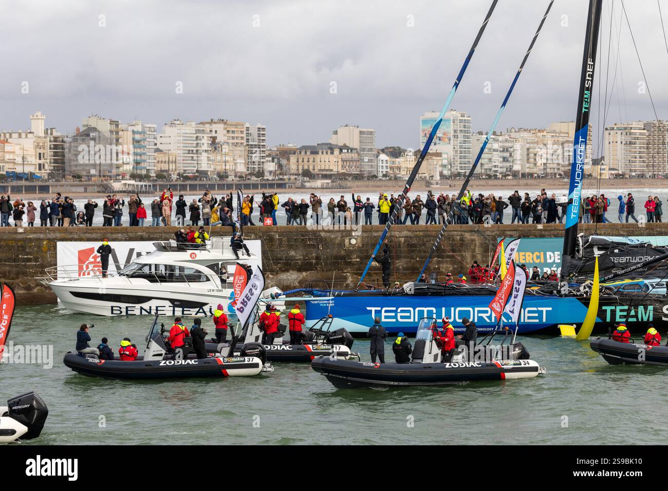 LES SABLES D'OLONNE, FRANCE - JANUARY 25, 2025: Arrival of Justine ...
