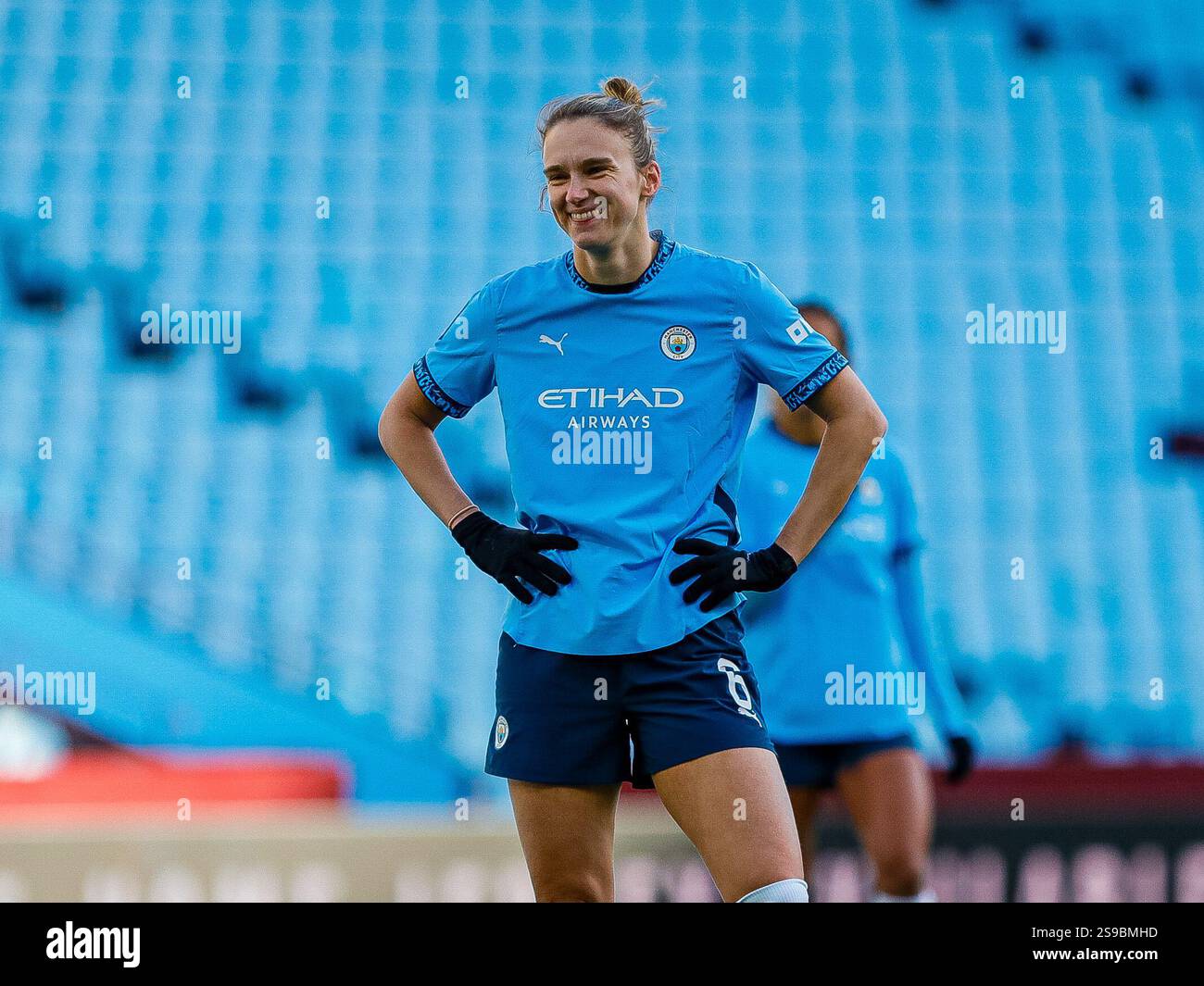 Villa Park Stadium, England 25th January 2025: Vivianne Miedema (6 ...