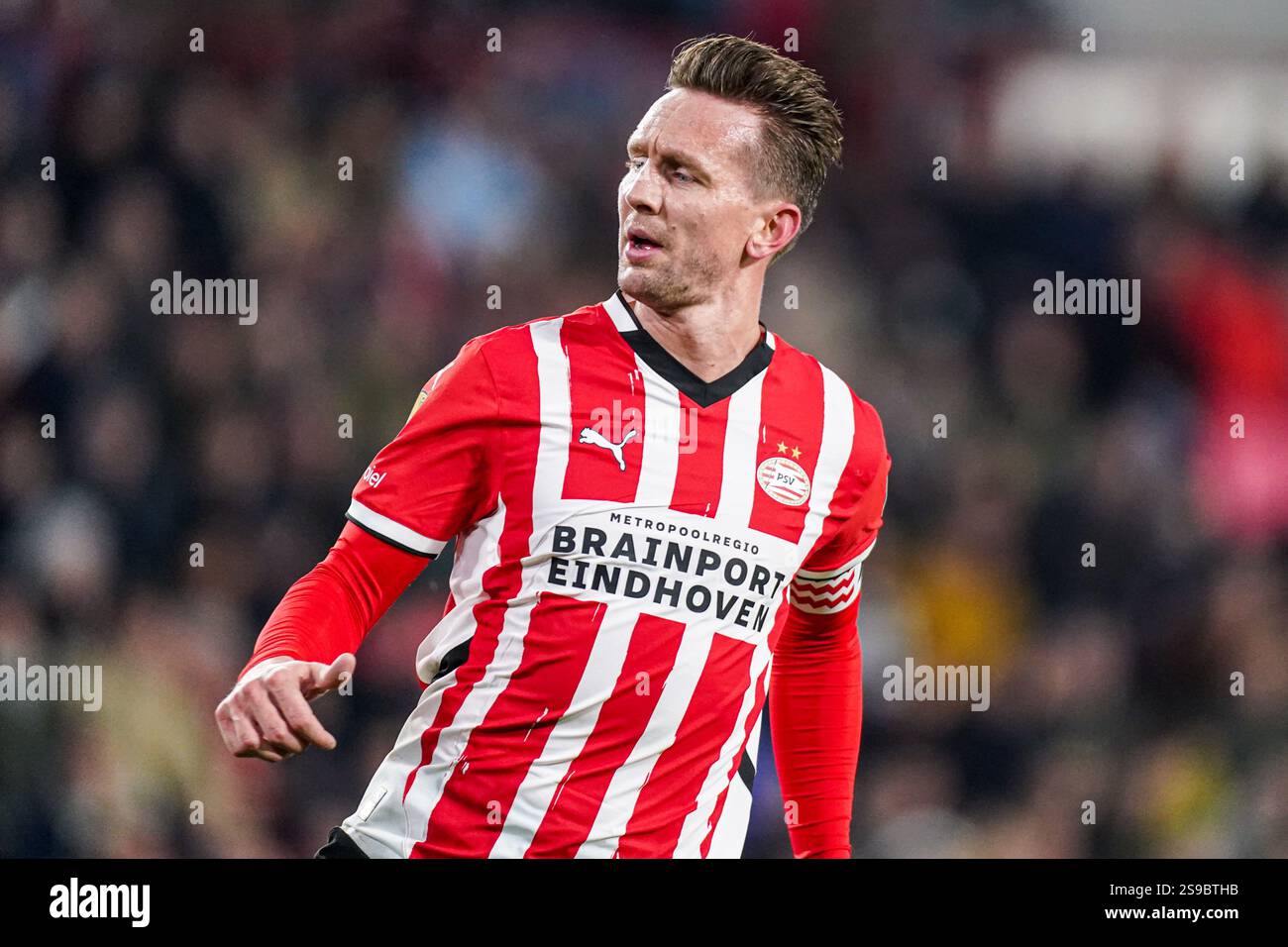 EINDHOVEN, NETHERLANDS - JANUARY 25: Luuk de Jong of PSV looks up ...
