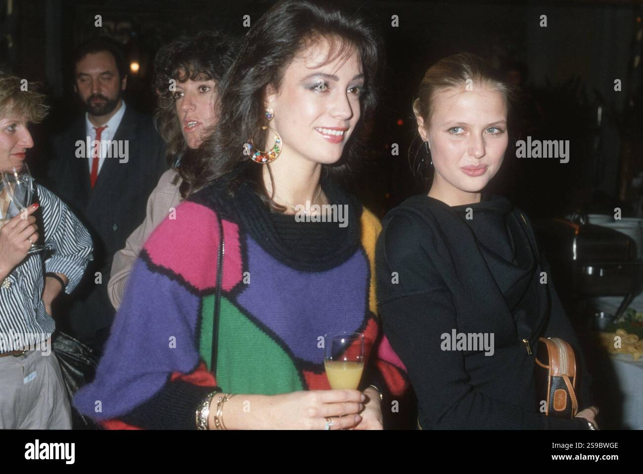 Barbara Wussow li. und Katharina Böhm 12/86 dar Barbara Wussow li. mit ...