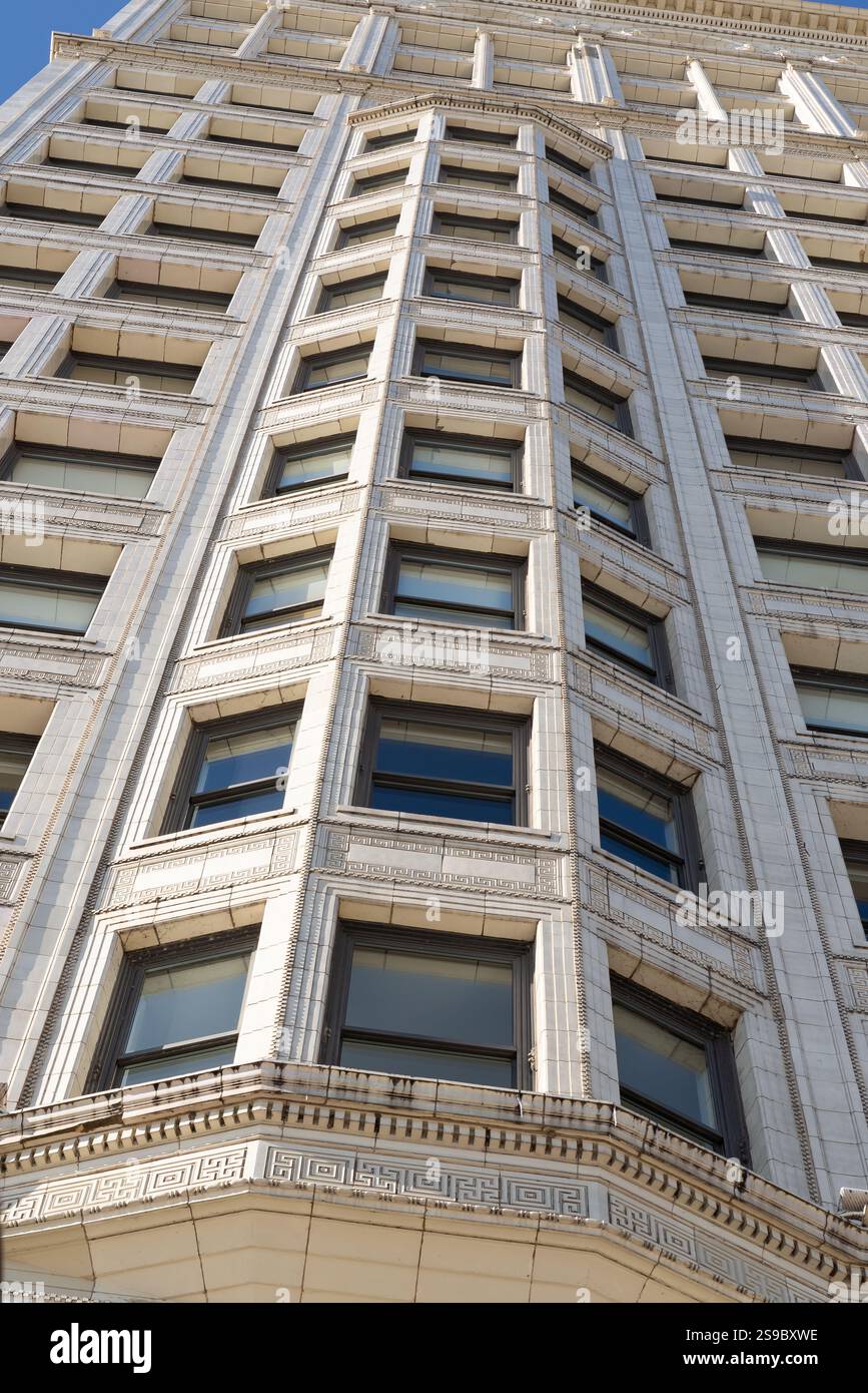 Exterior wall of downtown building in Chicago, Illinois, USA Stock ...