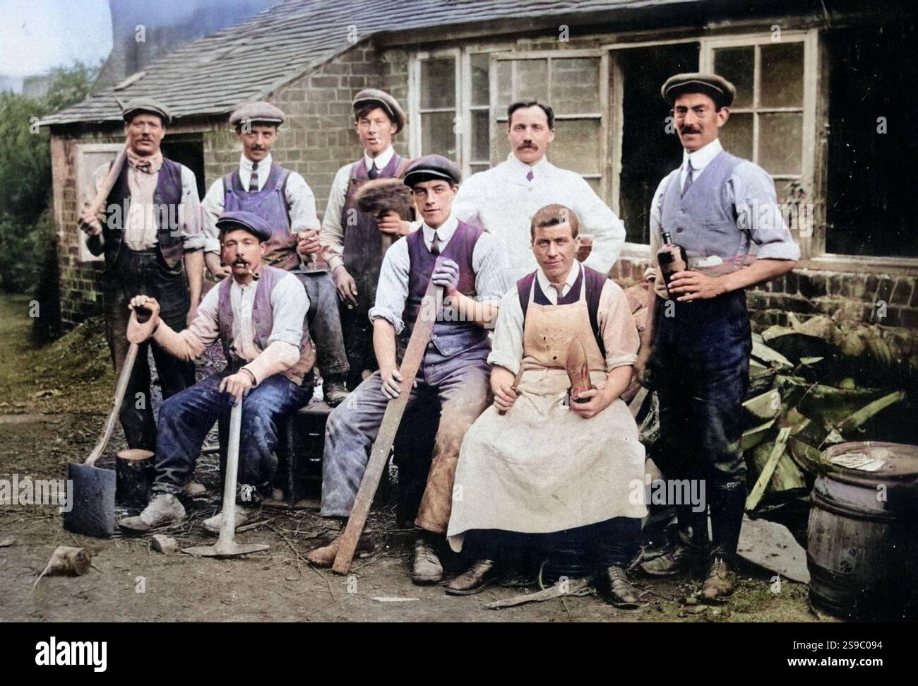 Edwardian tradesmen workers Britain 1910 Stock Photo - Alamy