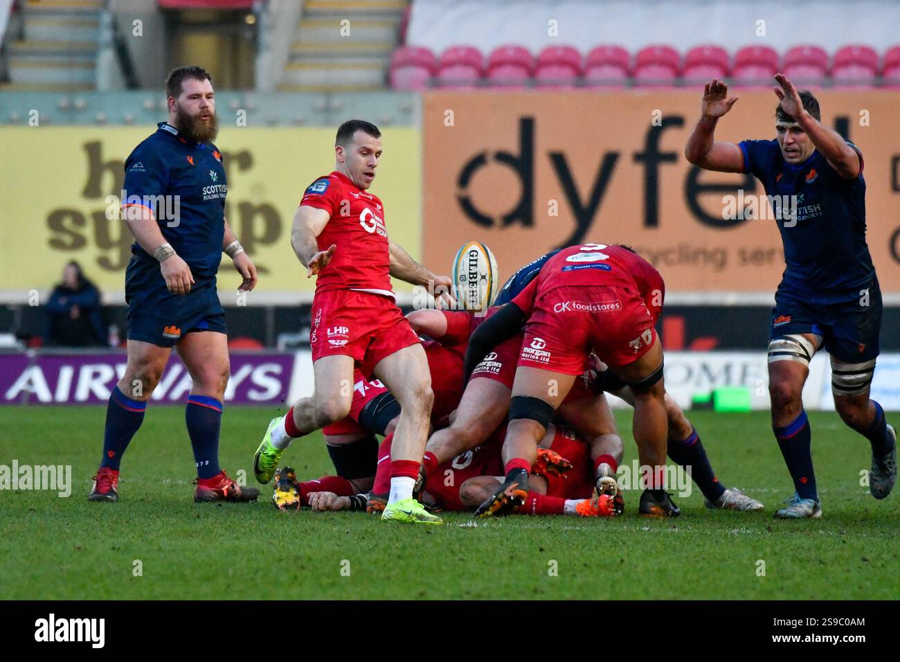 Llanelli, Wales. 25 January 2025. Gareth Davies of Scarlets in action ...