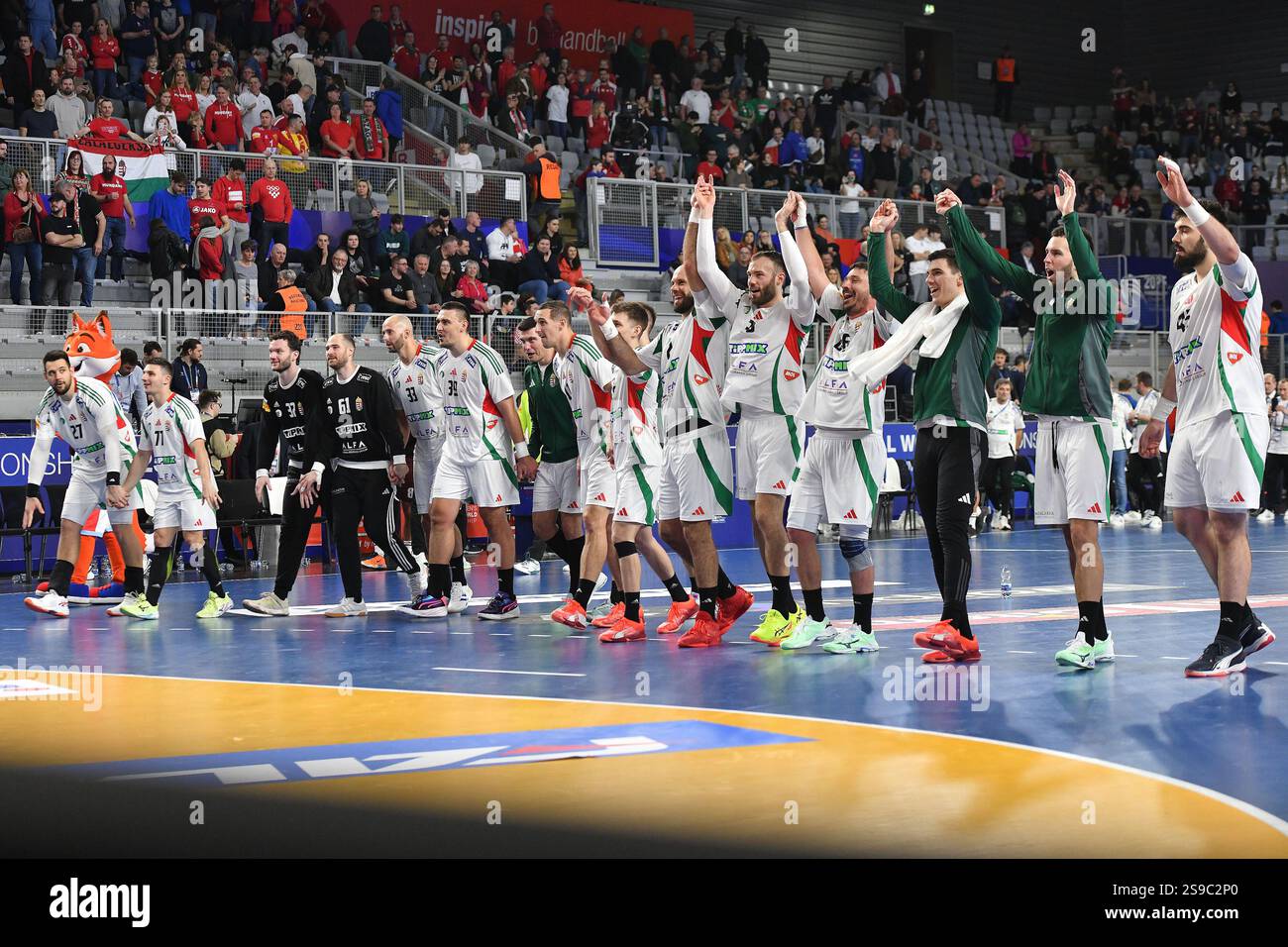 Players of Hungary celebrate after the 2025 IHF Men's Handball World ...