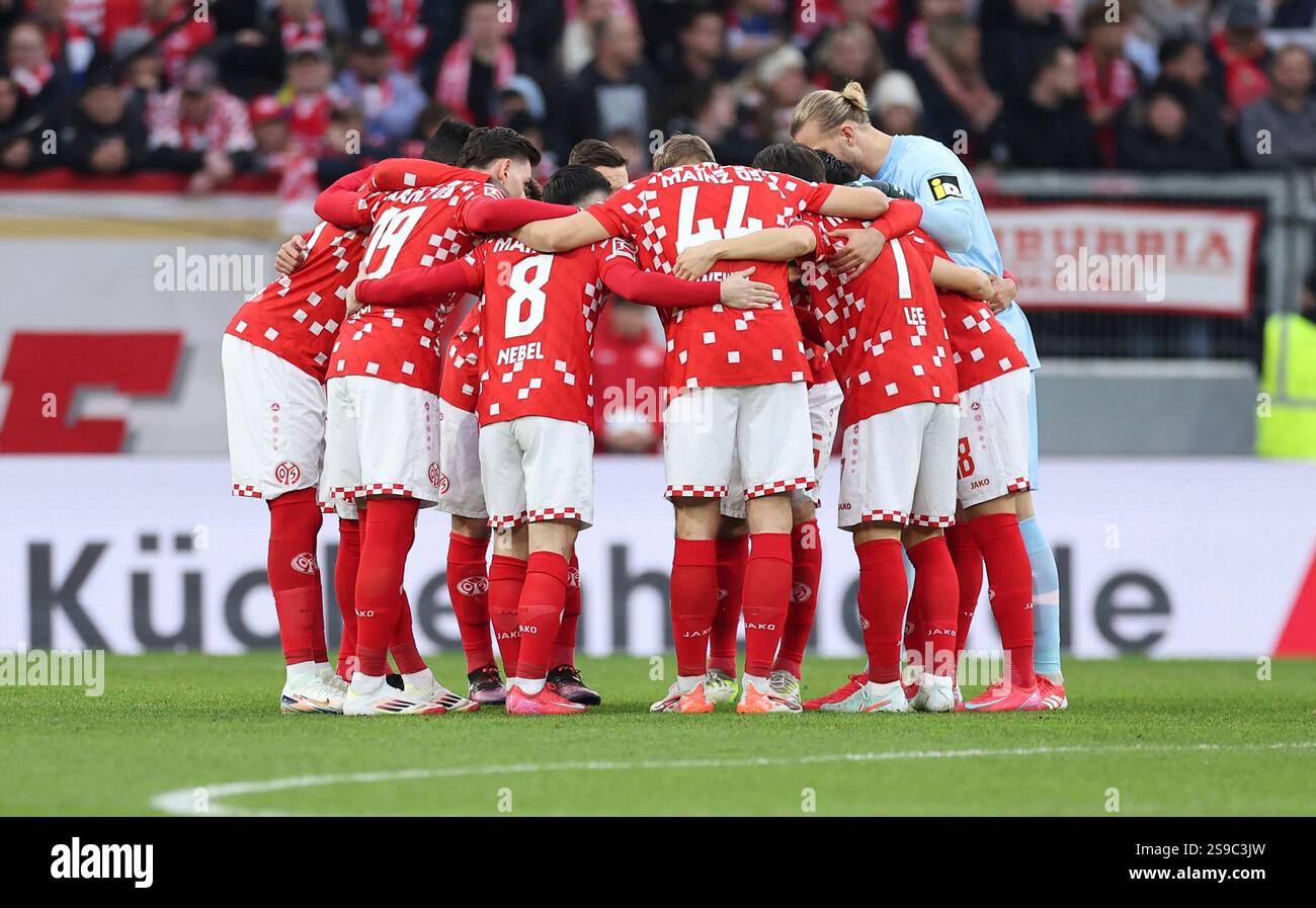 25.01.2024, Fussball Bundesliga, 1. FSV Mainz 05 - VfB Stuttgart ...