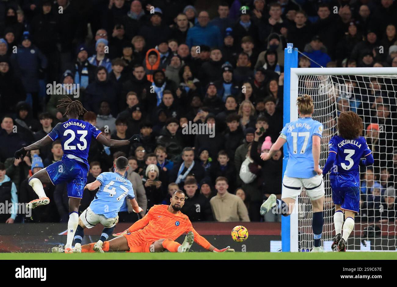 25th January 2025; Etihad Stadium, Manchester, England; Premier League ...