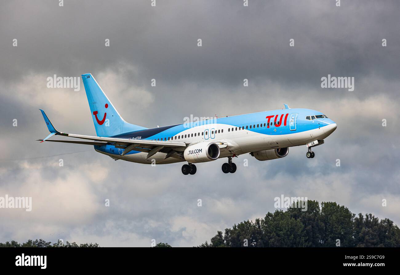 Munich, Germany, 17th Sep 2024: A Boeing 737-8K5 from TUI Fly is on its ...