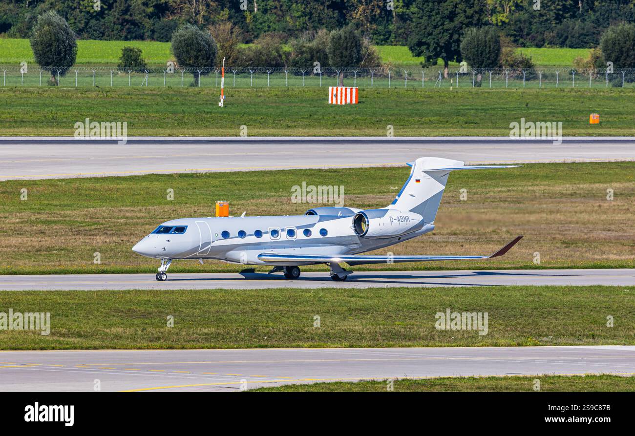Munich, Germany, 17th Sep 2024: A Gulfstream G500 from BMW Flight ...