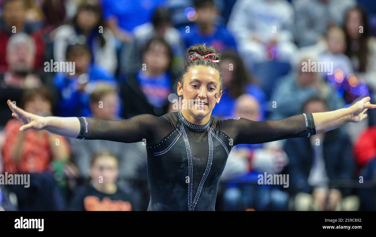 Georgia's Ady Wahl competes on the floor exercise during an NCAA ...