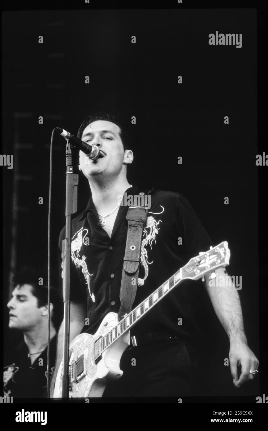 JOHN 'SPEEDO' REIS, ROCKET FROM THE CRYPT, READING FESTIVAL, 1998: A ...